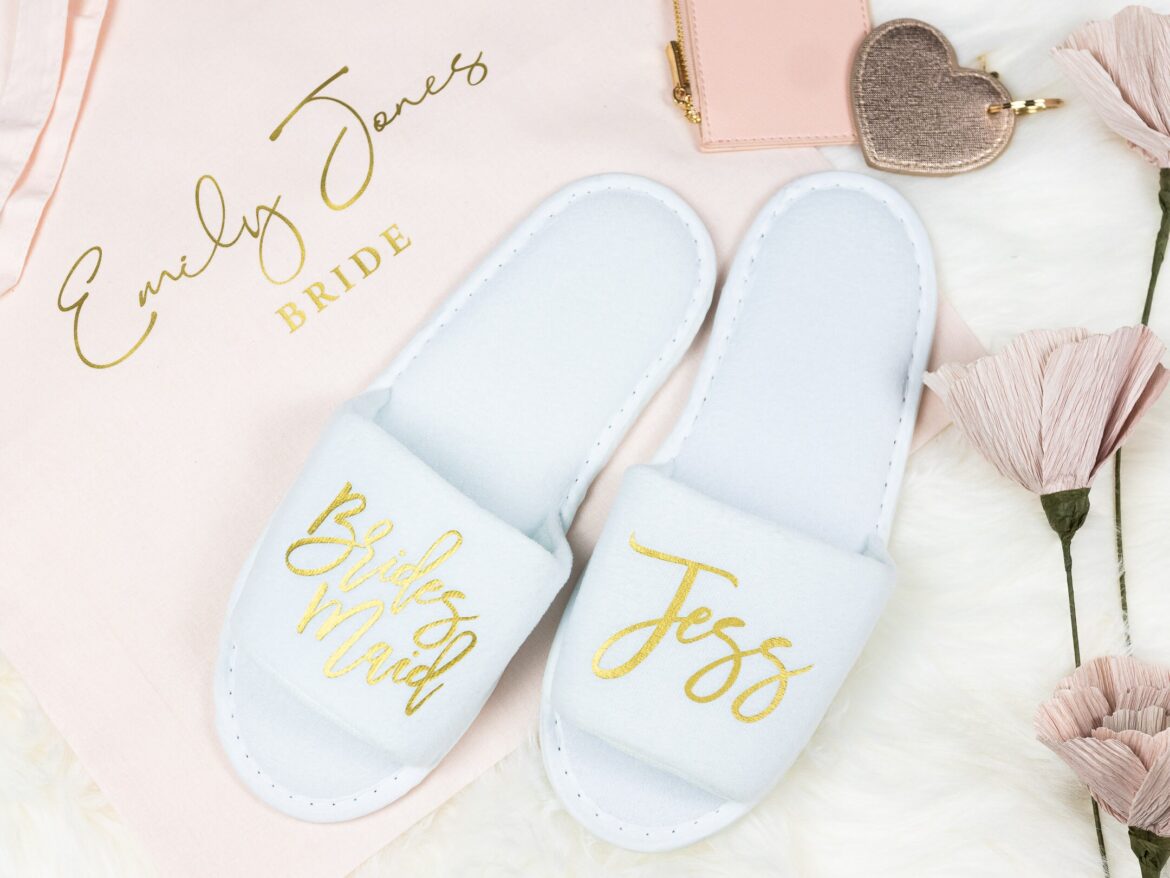 Personalised Slippers - Black or white for your Wedding, Hotel, Yacht ...